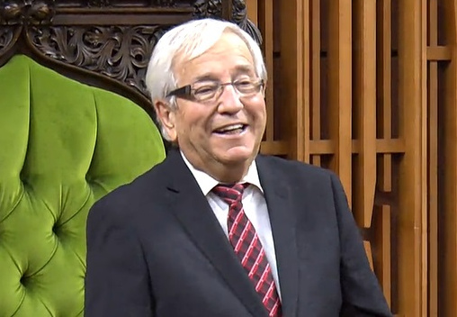 Louis Plamondon conduit avec humour l’élection du président de la ...