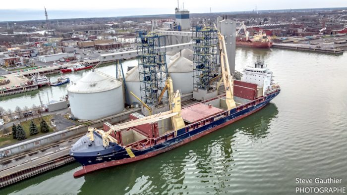 Les débardeurs du port de Sorel-Tracy signent une nouvelle convention ...