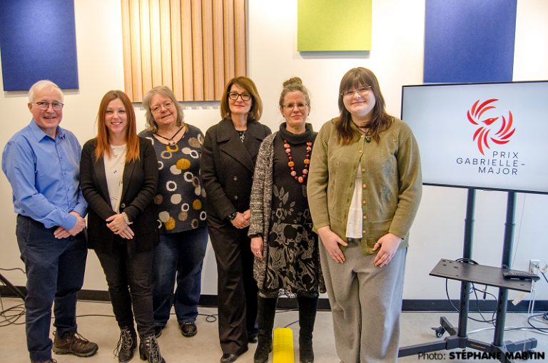 Léanne Thibodeau remporte la 3e édition du prix littéraire Gabrielle ...